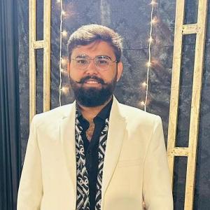 Shahzaib Ansari Programming,E-commerce online tutor Rs 2000 - Rs 2000/hour