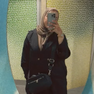 Online English tutors in Accrington - TeacherOn